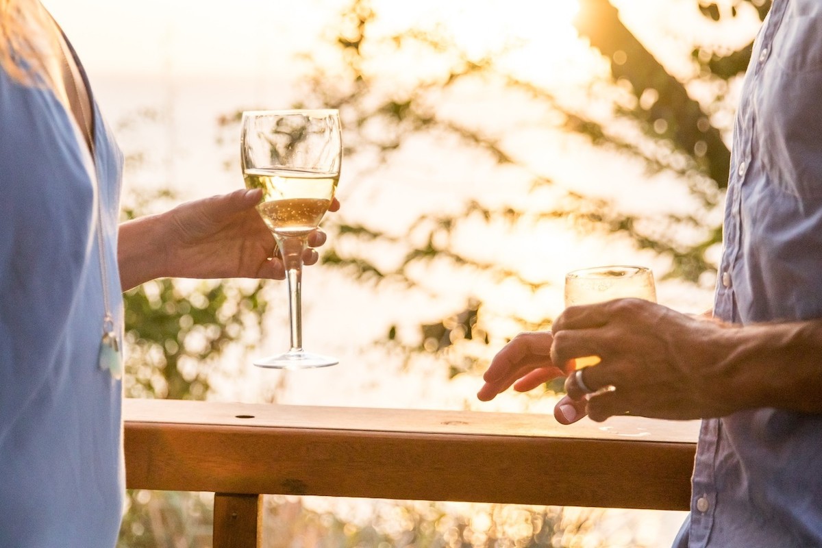 Why Private, In-Room Dining Is The Ultimate Luxury – Secret Bay